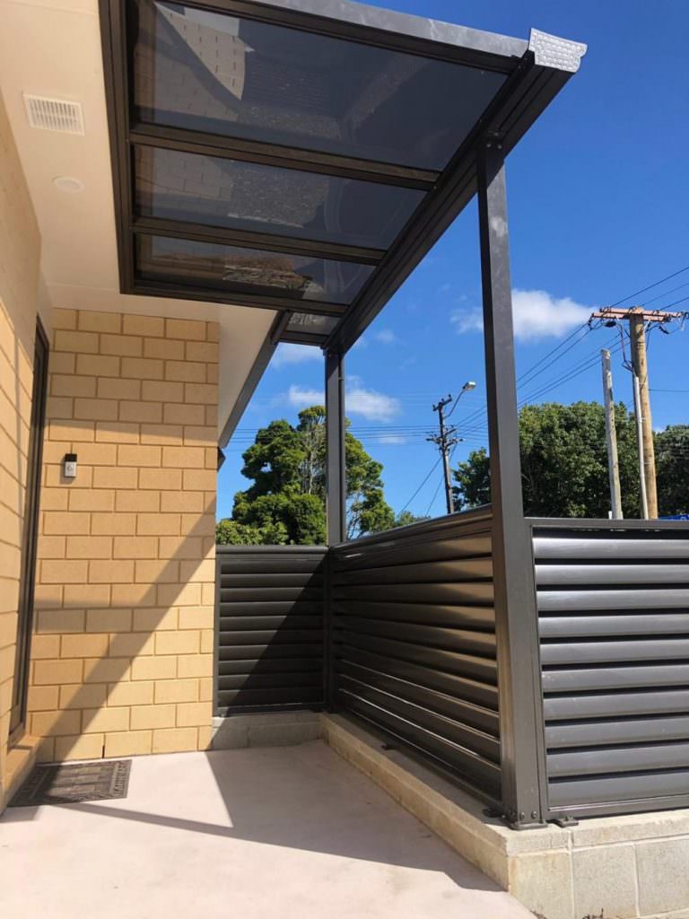 Outdoor Louvre Gates & Fences - Custom-Designed | Space Transformers